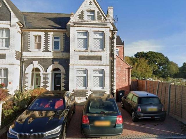 9 Bed 9 ensuite HMO Room 5