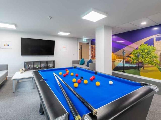 9 Bed Classic En suite B Has an Apartment