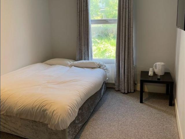 15 Bed Detached House, Buller Road, CR7