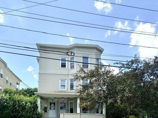 9 bedroom, Chicopee MA 01013 102564884