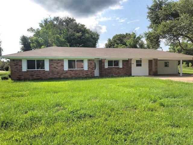 9 bedroom, Angleton TX 77515 LS89715037