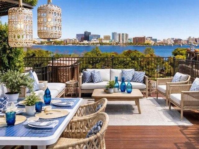 9 bedroom, Boston MA 02116 103620441