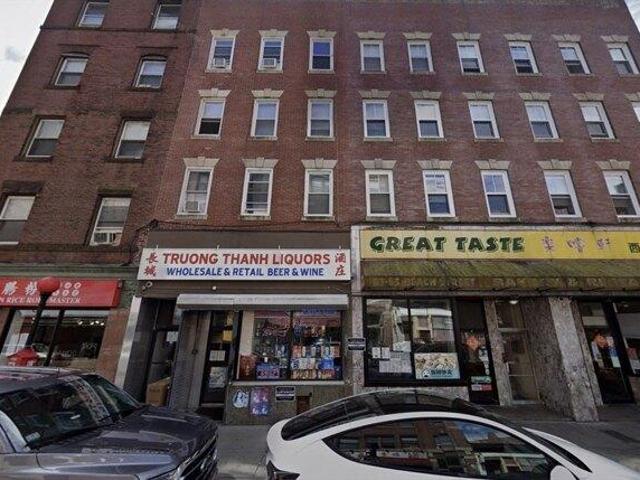 9 bedroom, Boston MA 02111 104511073