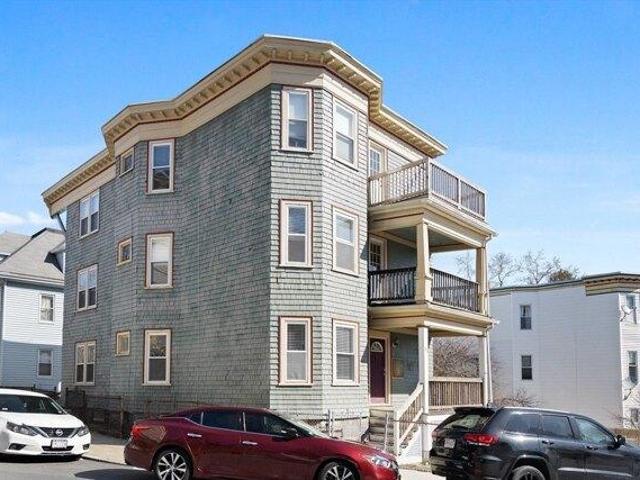 9 bedroom, Boston MA 02124 104811562
