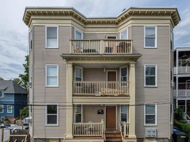 9 bedroom, Boston MA 02125 102779998