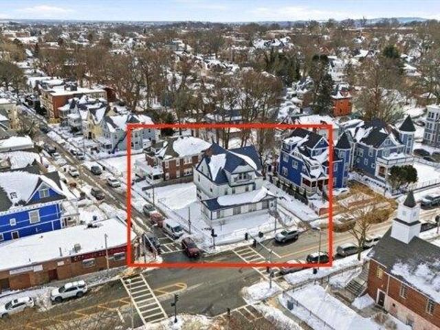 9 bedroom, Boston MA 02121 104834973