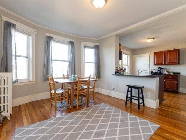 9 bedroom, Boston MA 02131 102090225
