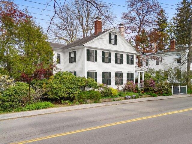 9 bedroom, Bath ME 04530 LS103075098