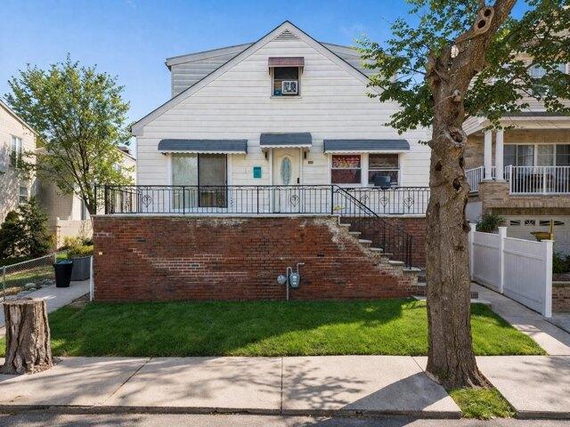 9 bedroom, Bayonne NJ 07002 104649750