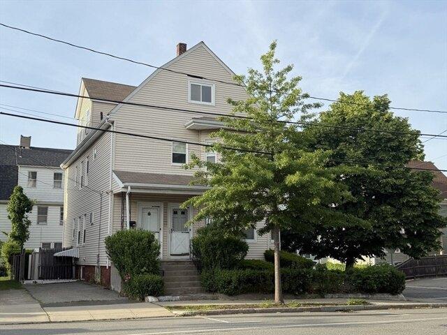 9 bedroom, Belmont MA 02478 103101388