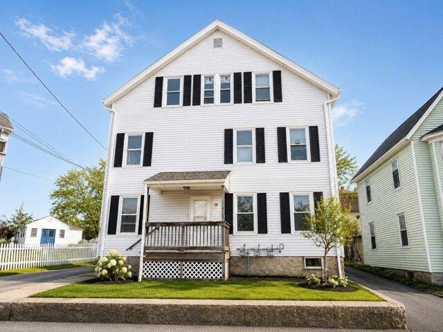 9 bedroom, Blackstone MA 01504 104717058