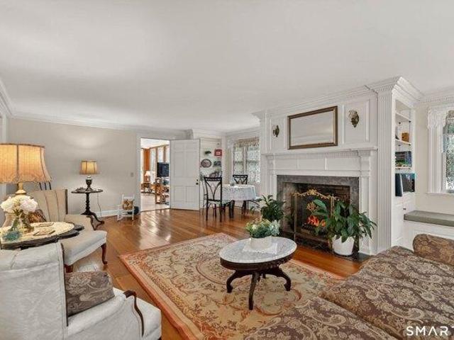 9 bedroom, Branford CT 06405 LS102211777