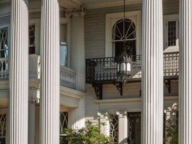 9 bedroom, Brooklyn NY 11226 102563436