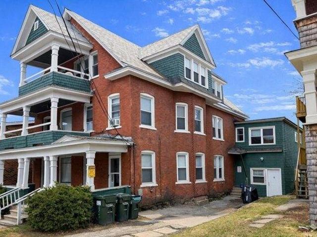 9 bedroom, Burlington VT 05401 104571140