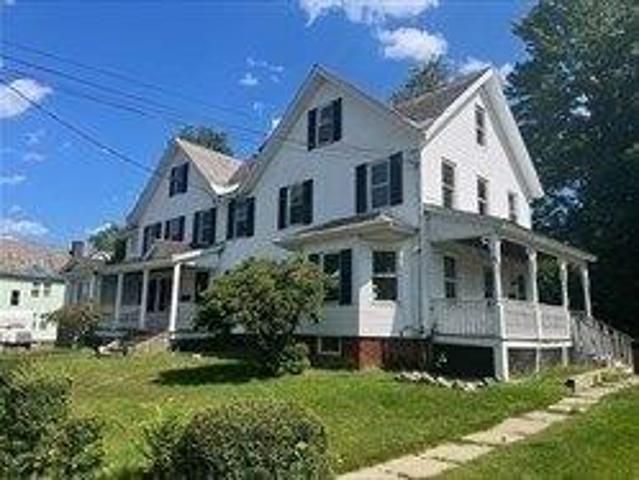 9 bedroom, Greenfield MA 01301 105115980