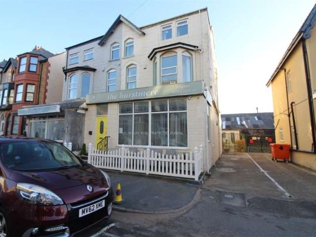 9 Bedroom Guest House Commercial