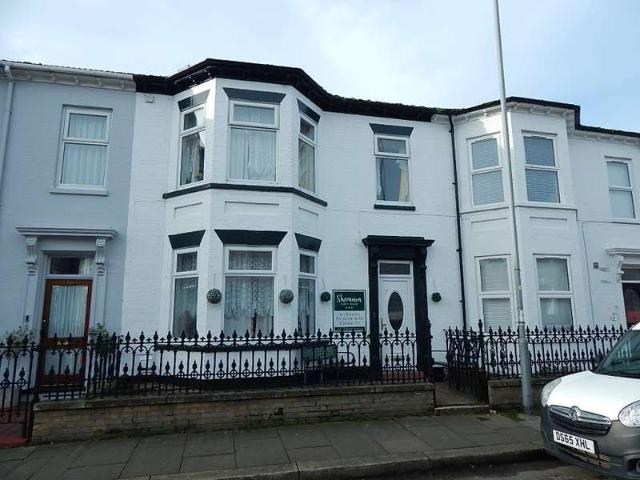 9 Bedroom Guest House Commercial