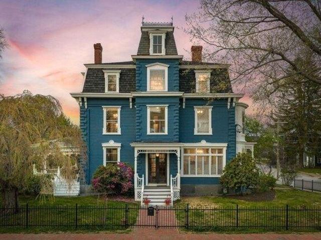 9 bedroom, Dover NH 03820 104649744