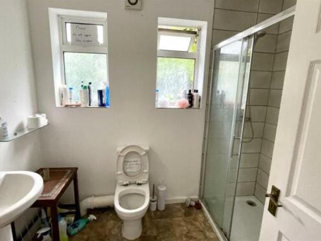 9 bedroom detached bungalow for sale in West View Road, Poole, BH15