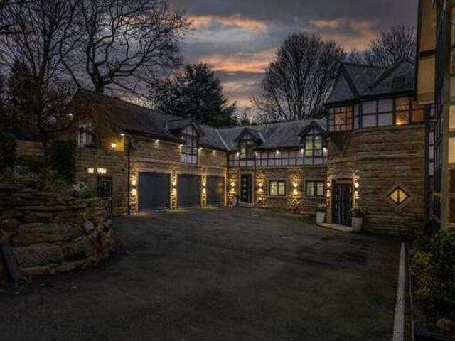 9 Bedroom Detached House For Rent In Leeds, West Yorkshire