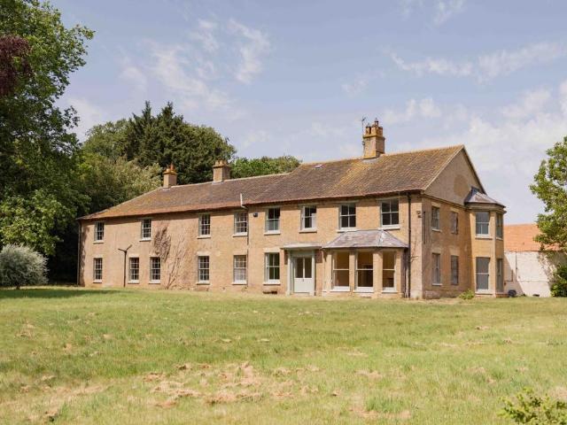 9 bedroom detached house for sale