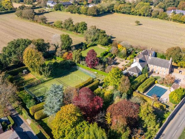 9 bedroom detached house for sale