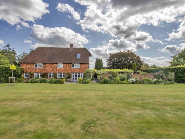 9 bedroom detached house for sale