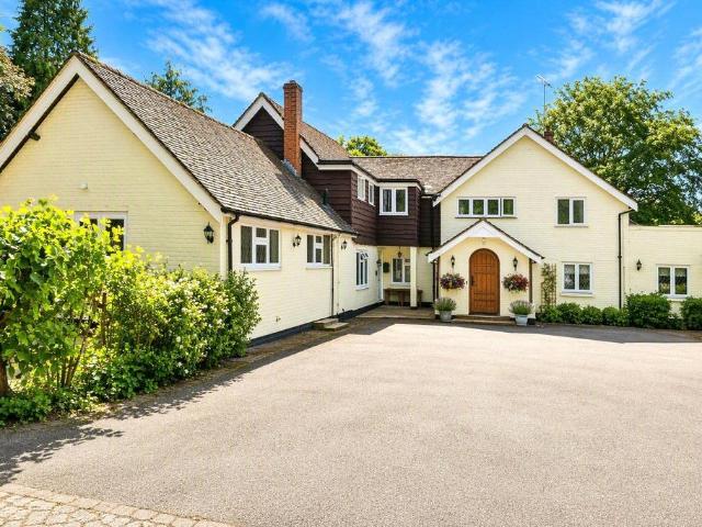 9 bedroom detached house for sale