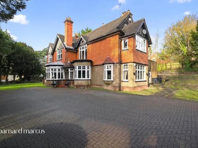 9 bedroom detached house for sale