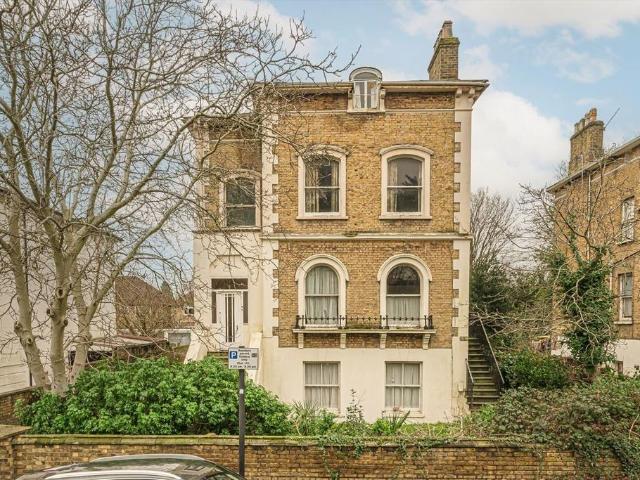9 bedroom detached house for sale