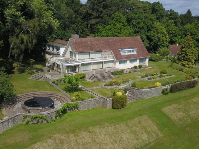9 bedroom detached house for sale