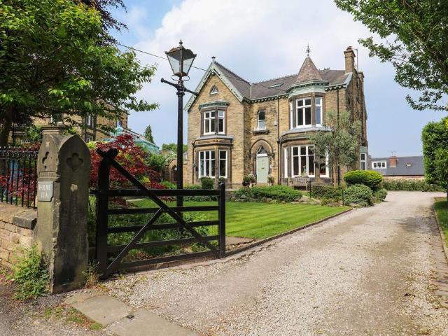 9 bedroom detached house for sale
