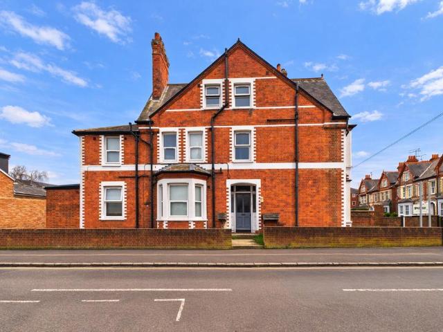 9 bedroom detached house for sale