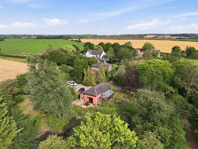 9 bedroom detached house for sale