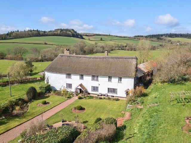 9 bedroom detached house for sale