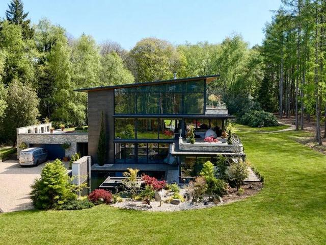 9 bedroom detached house for sale