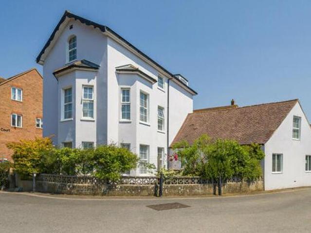 9 Bedroom Detached House For Sale In Arundel