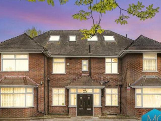 9 Bedroom Detached House For Sale In East Finchley, London