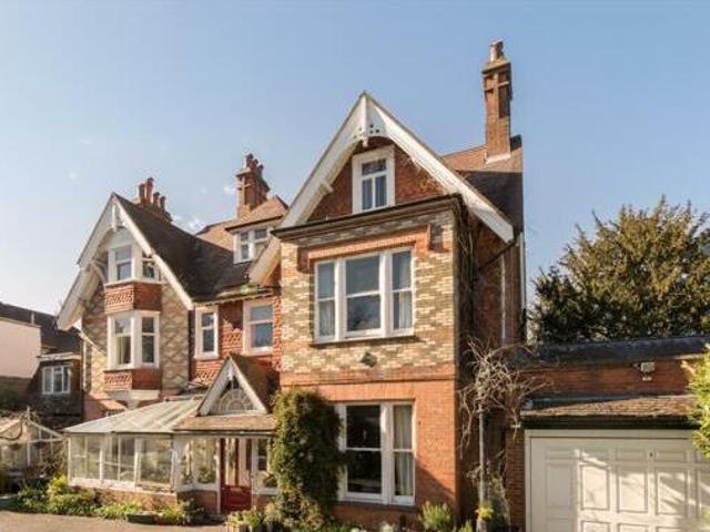 9 Bedroom Detached House For Sale In London
