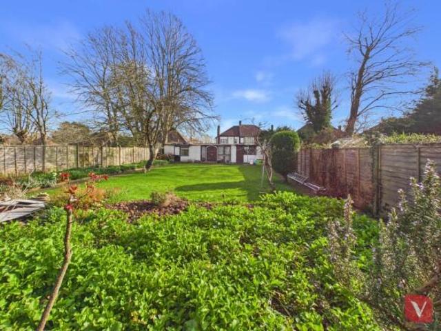 9 bedroom detached house for sale in Lansdowne Road, Luton, LU3