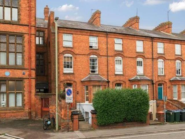 9 Bedroom End Of Terrace House For Sale In Oxfordshire