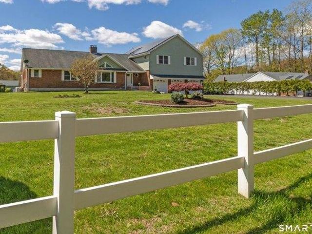 9 bedroom, East Windsor CT 06088 LS102595090