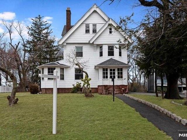 9 bedroom, East Orange NJ 07017 LS101998099