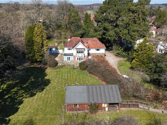 9 bedroom equestrian facility for sale