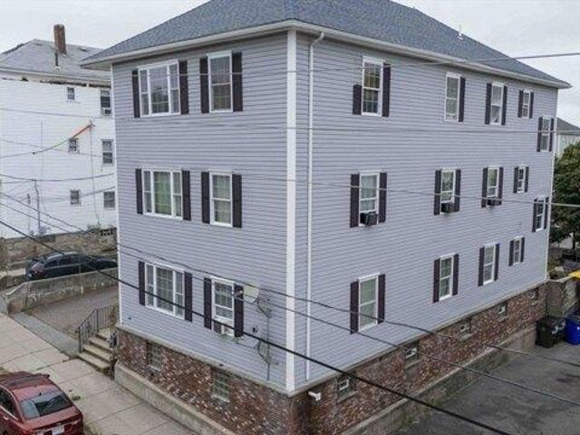9 bedroom, Fall River MA 02723 105191327