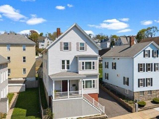 9 bedroom, Fall River MA 02720 105082722