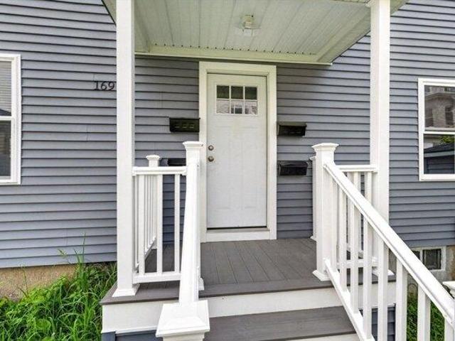 9 bedroom, Fall River MA 02721 104655539