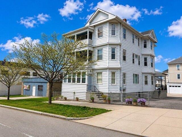 9 bedroom, Fall River MA 02721 LS102727544