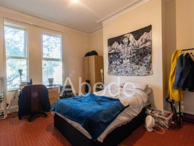 9 bedroom house for rent in Cardigan Road, Headingley, Leeds, LS6