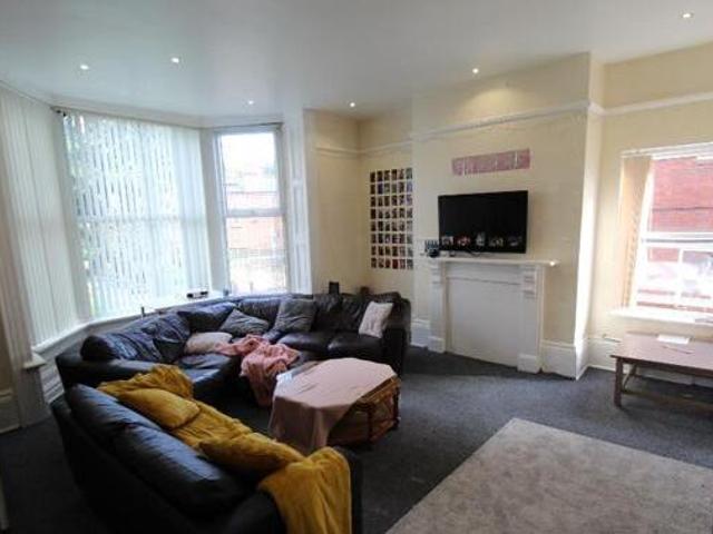 9 Bedroom House For Rent In Leeds, West Yorkshire